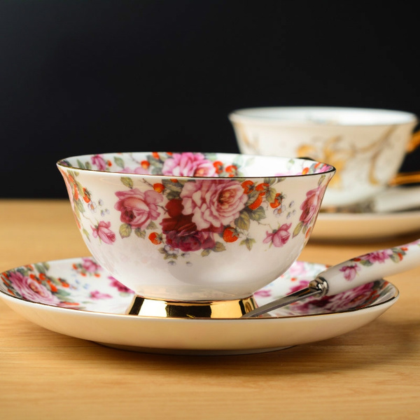 Fine Bone China Cups and Saucers Flowers Style Creative Gift Kitchen ...