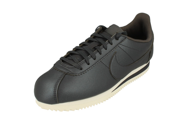Nike Womens Classic Cortez Leather Trainers 807471 Sneakers Shoes 004