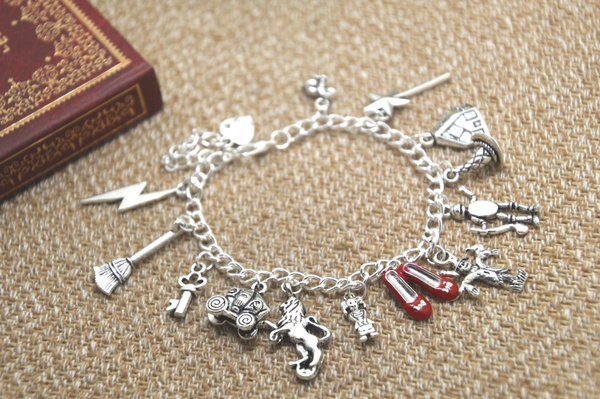 The Wizard Of Oz inspired charm Bracelet Multicharm Dorothy | Wish