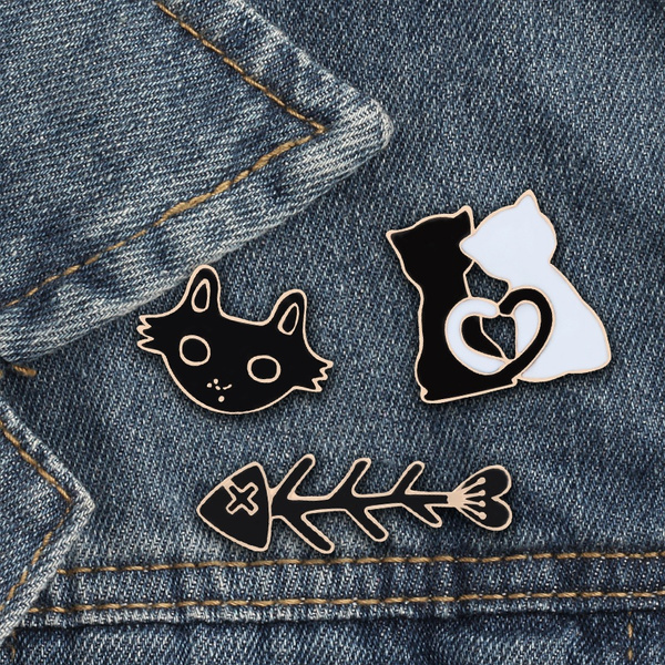 Cartoon Black White Cat Fish Bone Brooch Animal Enamel Set Pins Women ...