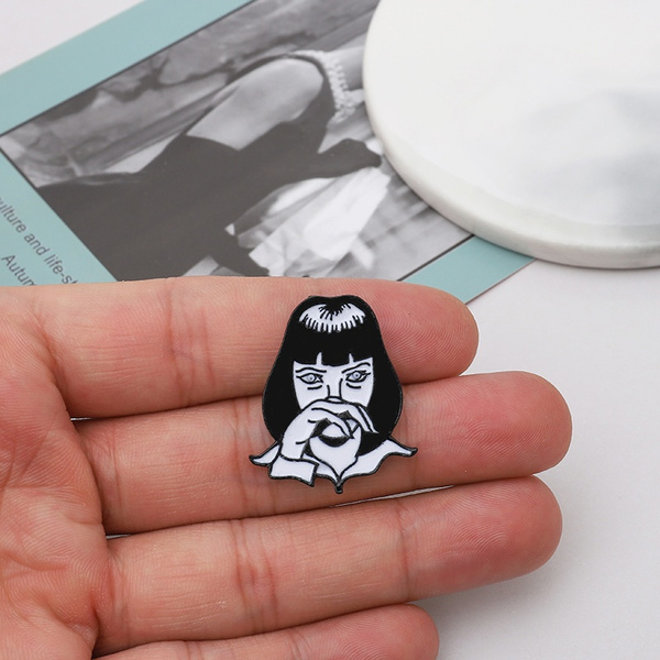 Mia Wallace Enamel pin Custom Brooch Bag Clothes Lapel Pin Punk Girl ...