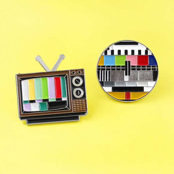 Classic Vintage TV Television No Signal Enamel Pin Colour Screen ...