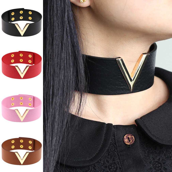 Women choker Exaggerated V-shaped collar Street shooting nightclub punk ...