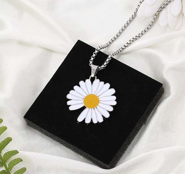 Kpop G-Dragon Daisy Flower Pendant Promise Elegant Necklace Fashion ...