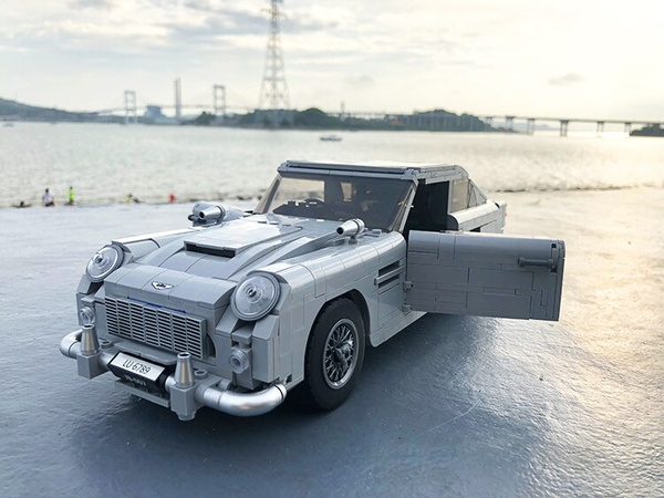 Creator Expert Compatible with Iegoset 10262 007 James Bond Aston ...