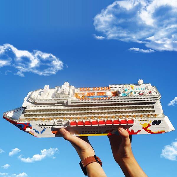 Dream Cruise Building Blocks Luxury Ships Model 4950 PCS Diamond Blocks ...