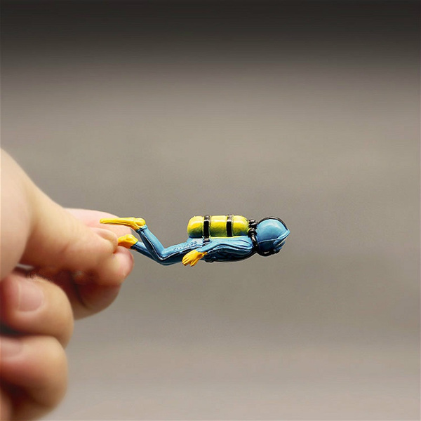 2pcs Miniature Oceans Scene Simulation Model Figures Submarine ...