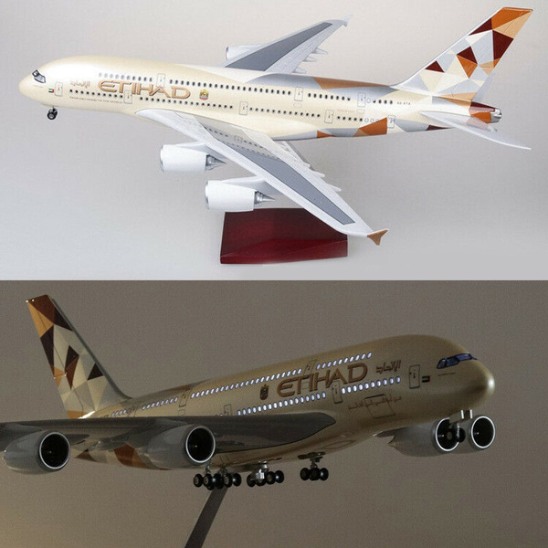 1/130 Scale Model Aircraft 43cm LED Airplane Model Toys Etihad Airways ...