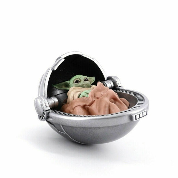 BABY YODA STAR WARS COLLECTIBLE Mandalorain Baby Yoda in Space Cradle ...