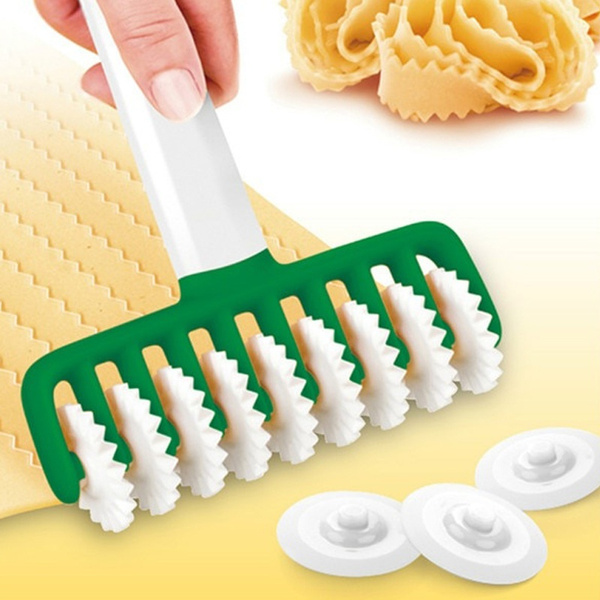 Noodles Cutter Kitchen Tool Roller Dockers Dough Cutter Plastic Pasta ...