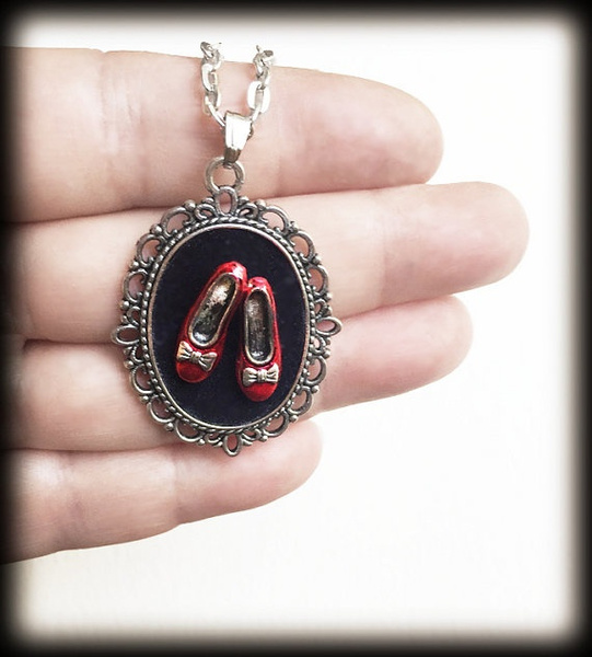Ruby Slippers Necklace, Wizard of Oz Jewelry, Dorothy Pendant, Black ...