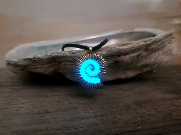 Antique Gold Uma Necklace, Glow in the Dark Nautilus Sea Shell, Ursula ...