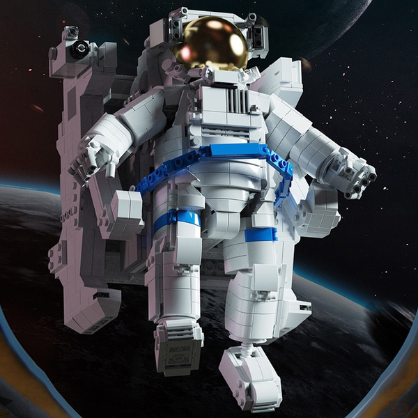 2021 New 1515Pcs Technical Creator Space Astronaut Building Blocks Moc ...