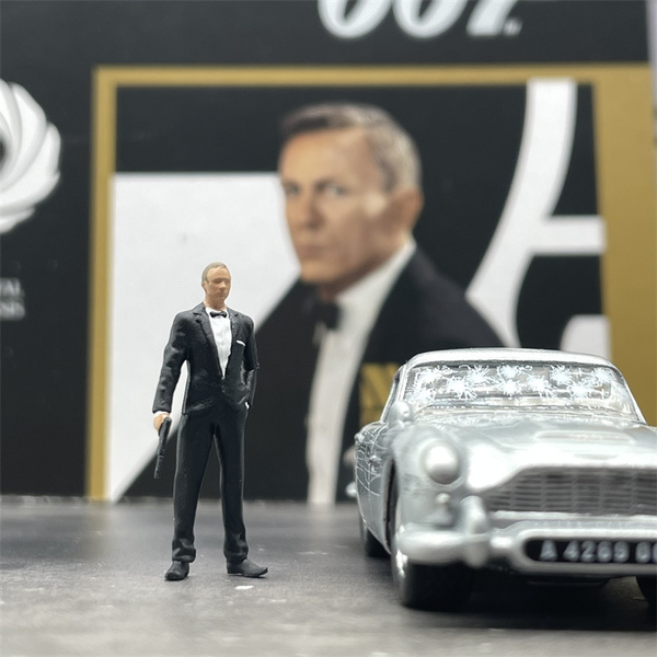 1/64 Scale Model 007 James Bond Cast Alloy Car Static Miniature Diorama ...
