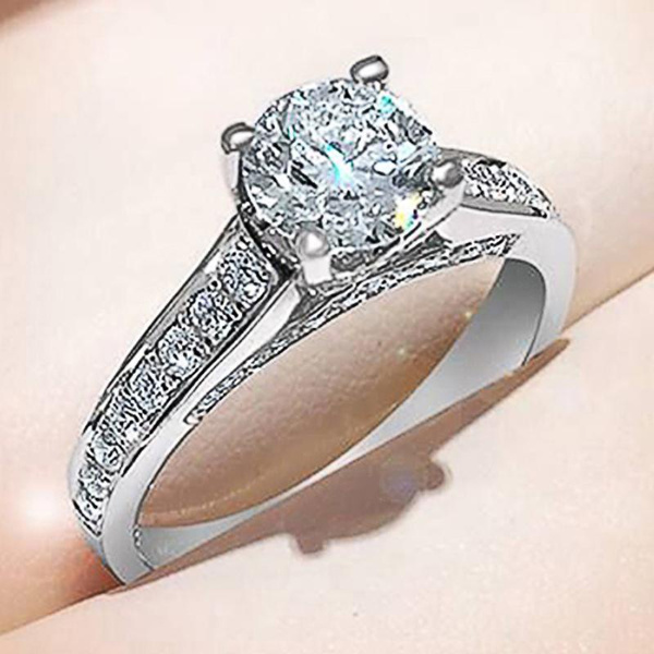 Classic 4 Claw Setting 2ct Moissanite Plated Silver Rings for Women ...