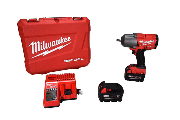 Milwaukee 2767-22R 18V Brushless 1/2" High-Torque Impact Wrench w ...