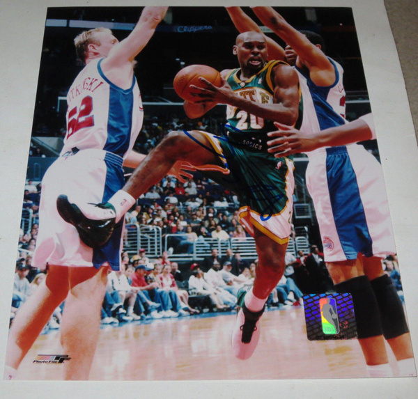 GARY PAYTON SIGNED 8X10 Photo Poster painting THE GLOVE AUTOGRAPH ...