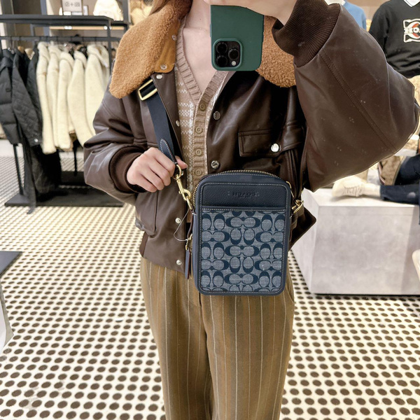Coach CG996 Sullivan Crossbody In Signature Chambray IN Denim | Wish