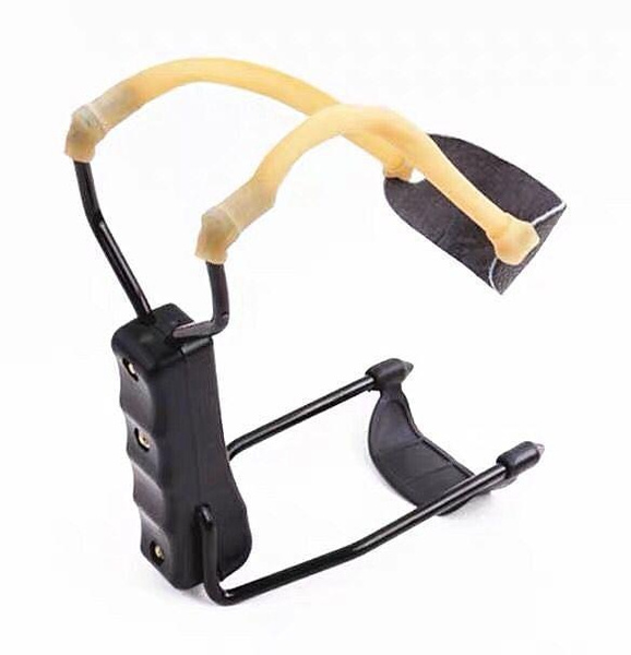 Portable Foldable Slingshot Black Handle Wristband Slingshots Catapult ...