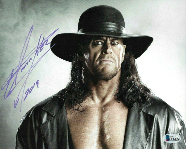 WWE THE UNDERTAKER HAND SIGNED AUTOGRAPHED 8X10 Photo Poster painting ...