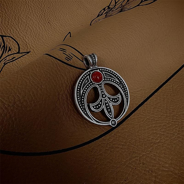 1pcs norse Slavic Lunula Woman's Necklace viking Natural stone red ...